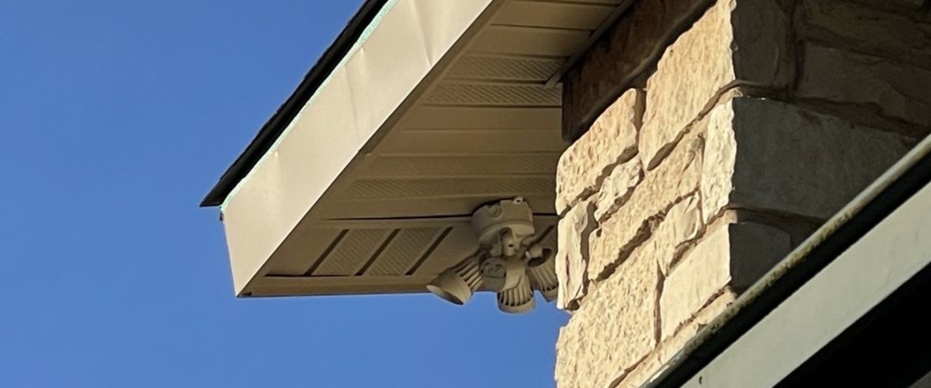 Gutter Replacement Solutions For Crystal Lake's Investment Realty Owners